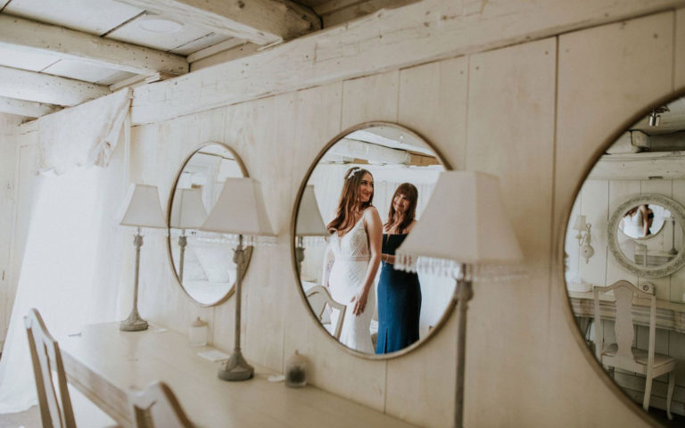 About Venue - Century Barn Weddings